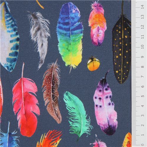 Grauer Stoff mit bunten Federn von Stenzo Textiles - modeS4u